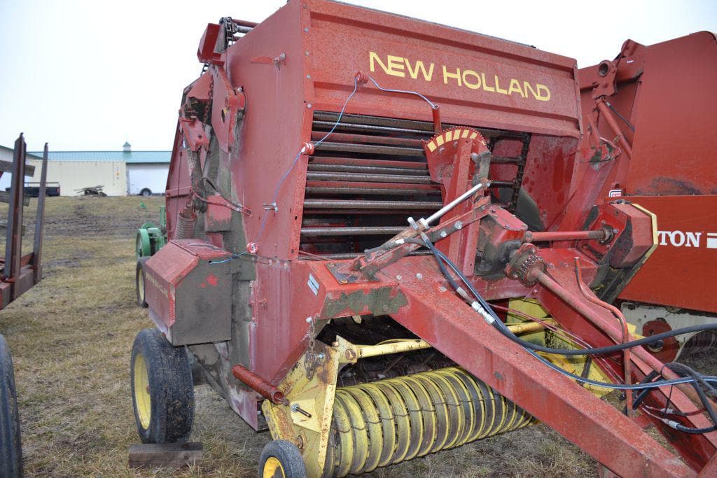 Tractor Zoom - New Holland 845