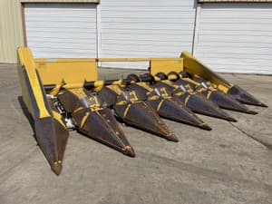 SOLD - New Holland 974 6row30" Corn Head Harvesting with 6 Rows ...