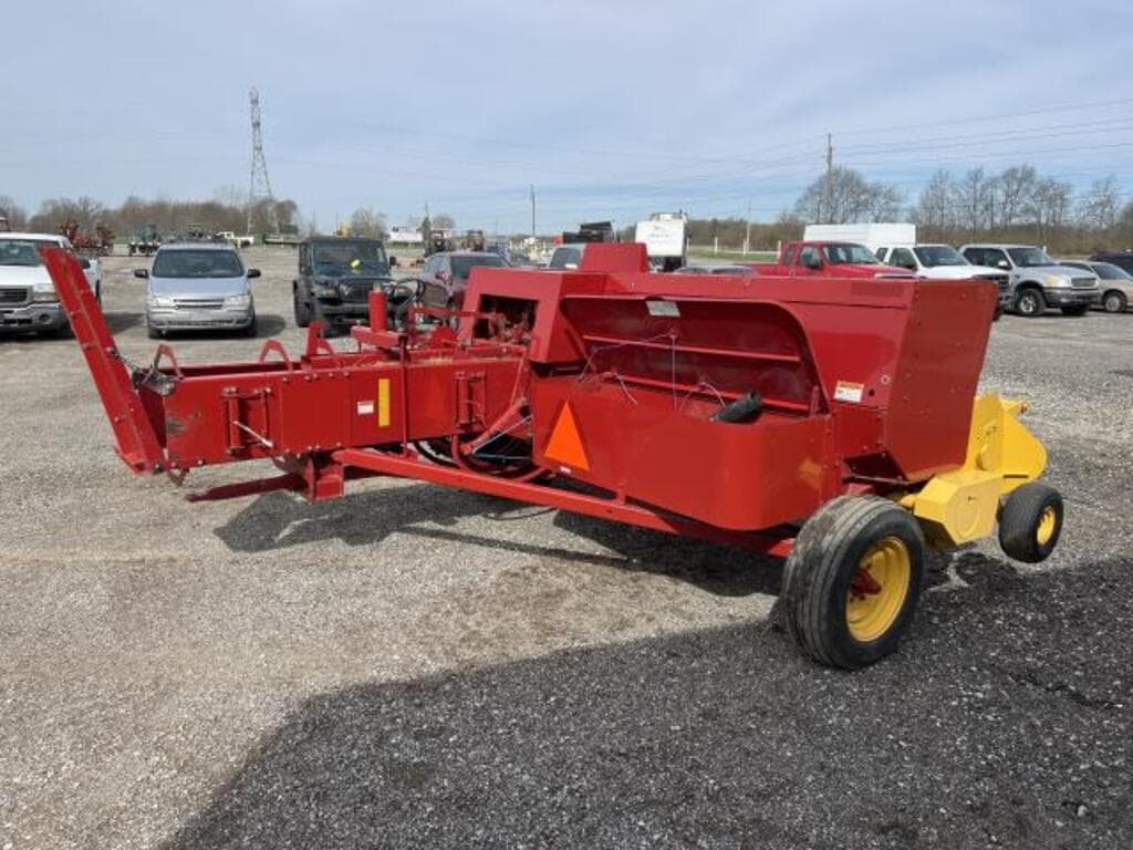 New Holland BC5070 Hay and Forage Balers - Square for Sale | Tractor Zoom