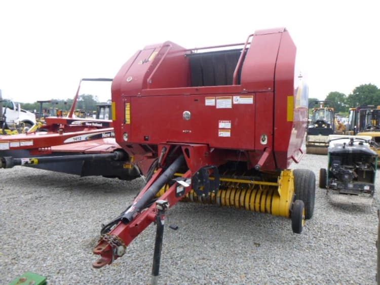 New Holland BR7060 Hay and Forage Balers - Round for Sale | Tractor Zoom