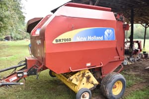 SOLD - New Holland BR7060 Lot No. 186 Hay and Forage with --- Bales ...