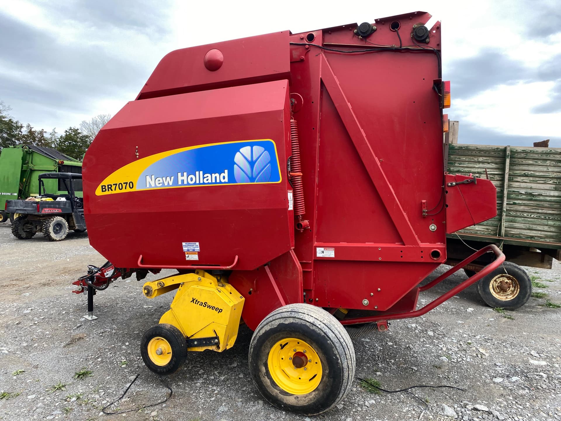 New Holland BR7070 Hay and Forage Balers - Round for Sale | Tractor Zoom