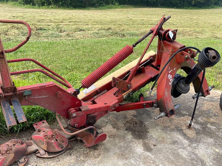 New Holland 617 Hay and Forage Mowers - Disk for Sale | Tractor Zoom