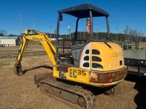 SOLD - New Holland EC35 Lot No. 315 Construction with 1,440 Hrs ...