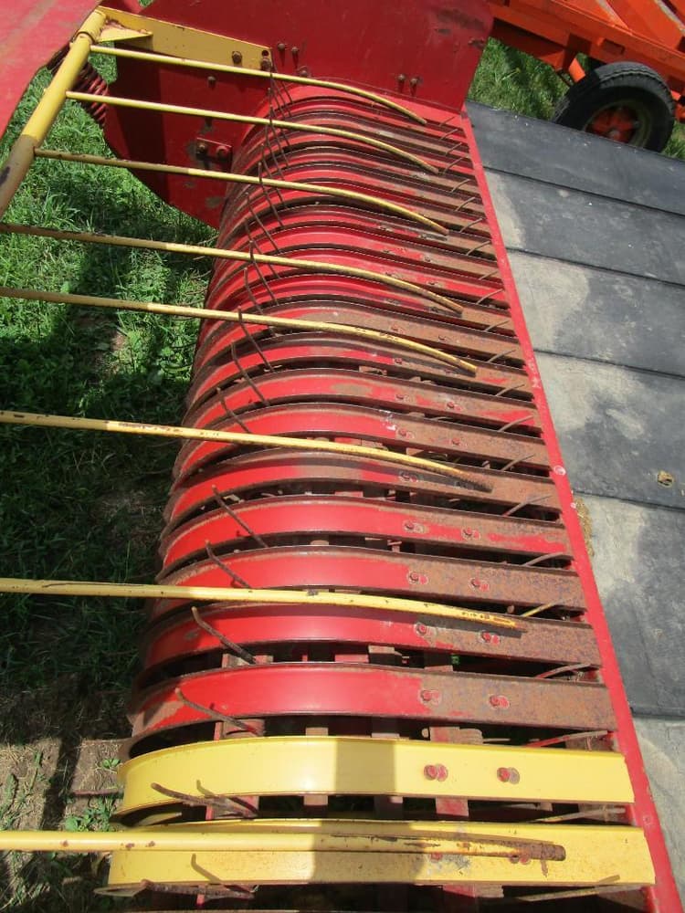 New Holland 144 Hay and Forage Hay - Mergers for Sale | Tractor Zoom