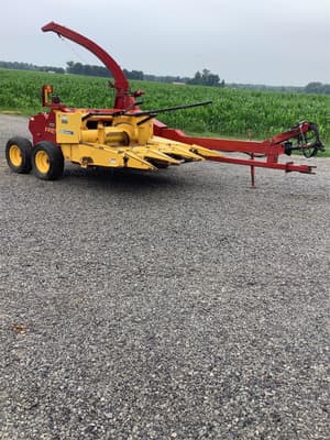 SOLD - New Holland FP230 Harvesting | Tractor Zoom