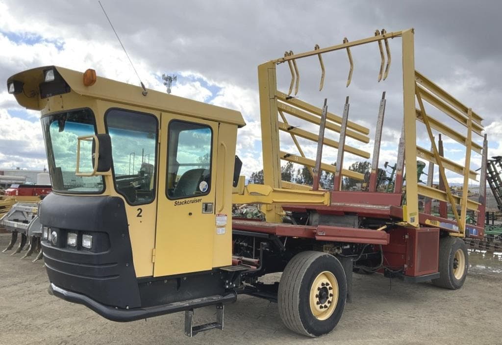 Tractor Zoom - New Holland H9880