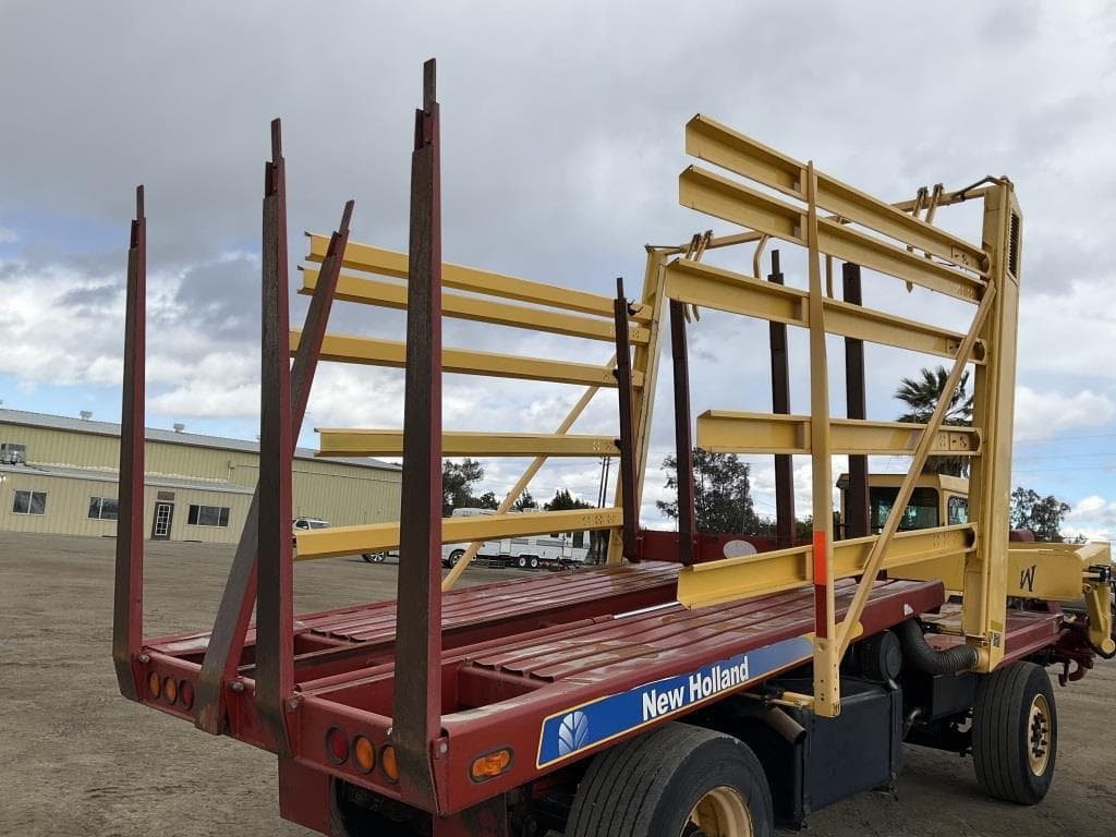 Tractor Zoom - New Holland H9880