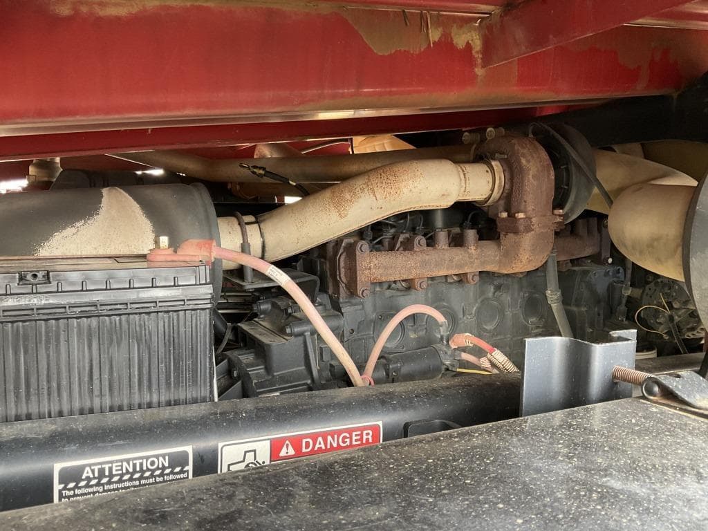 Tractor Zoom - New Holland H9880