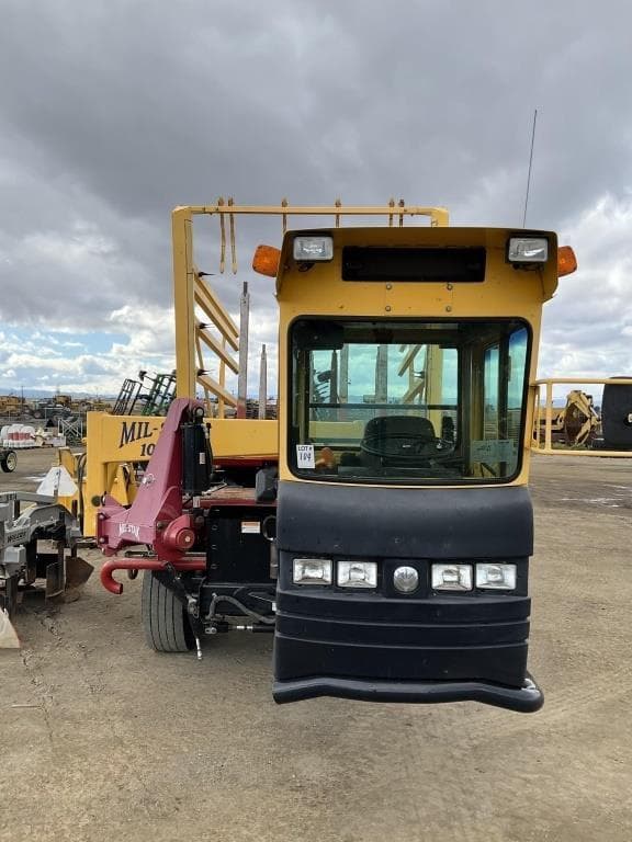 Tractor Zoom - New Holland H9880