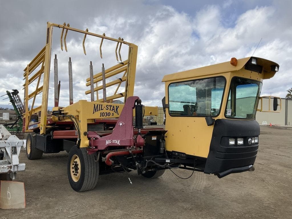 Tractor Zoom - New Holland H9880