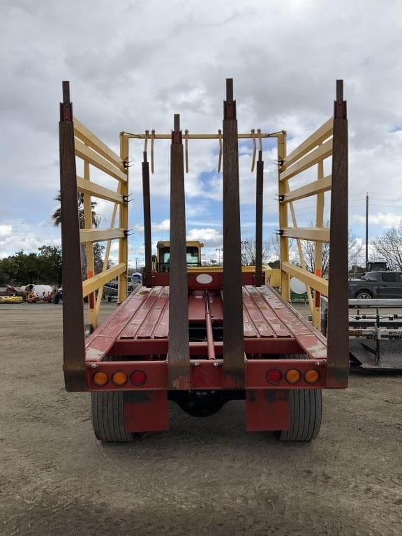 Tractor Zoom - New Holland H9880