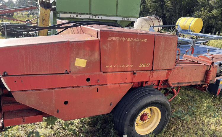 New Holland Hayliner 320 Hay and Forage Balers - Square for Sale ...