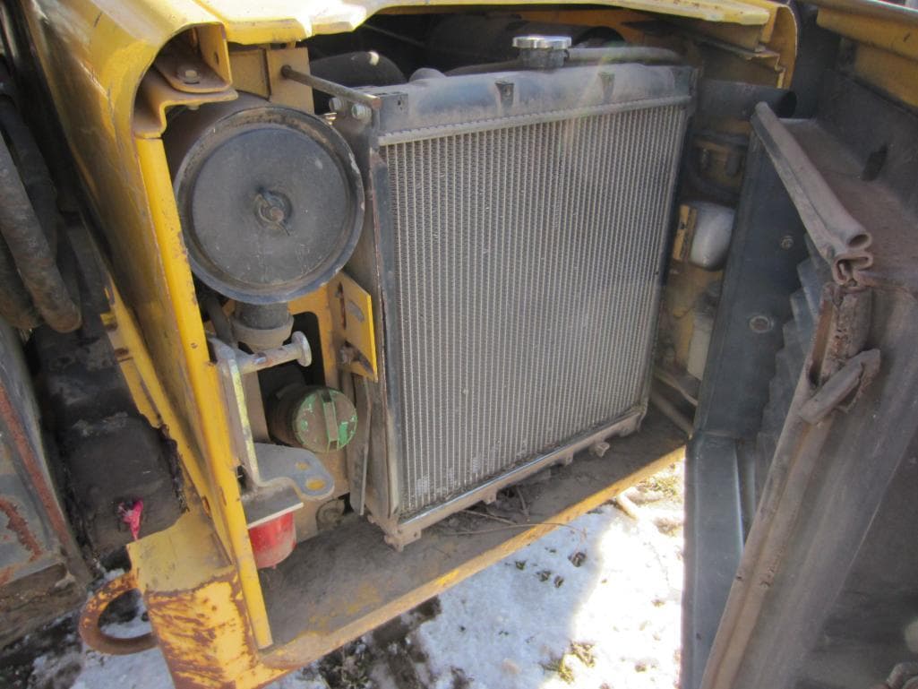 Tractor Zoom - New Holland L160