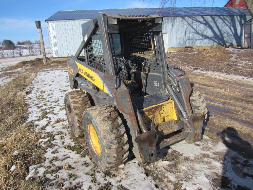 Tractor Zoom - New Holland L160