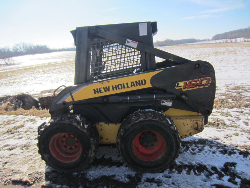 Tractor Zoom - New Holland L160
