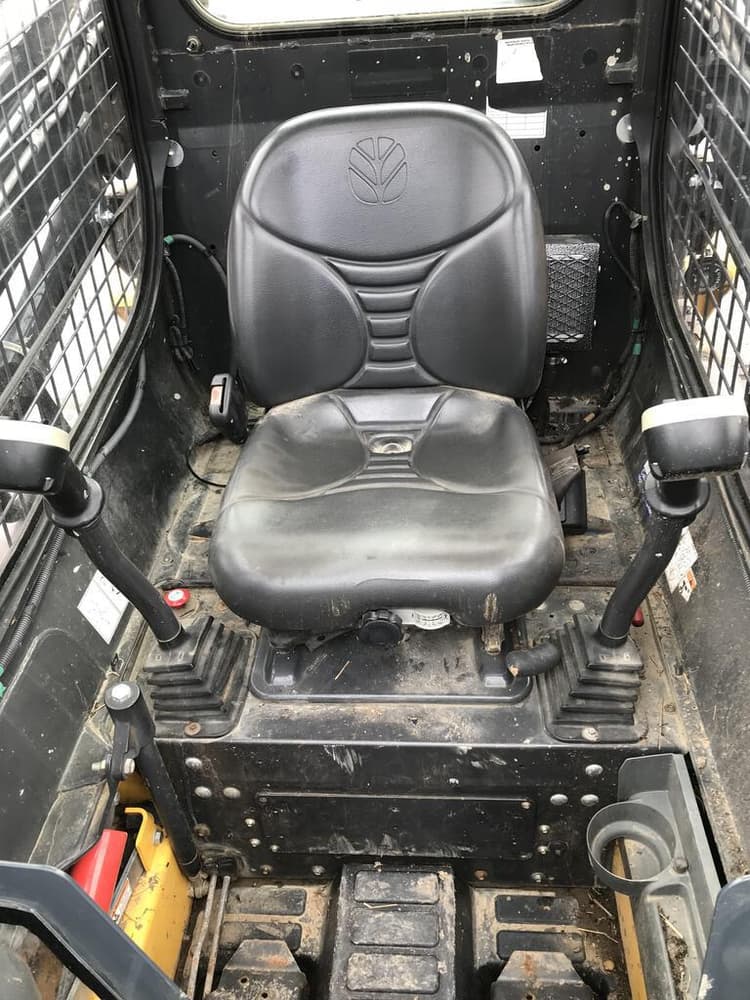 New Holland L218 Construction Skid Steers for Sale | Tractor Zoom