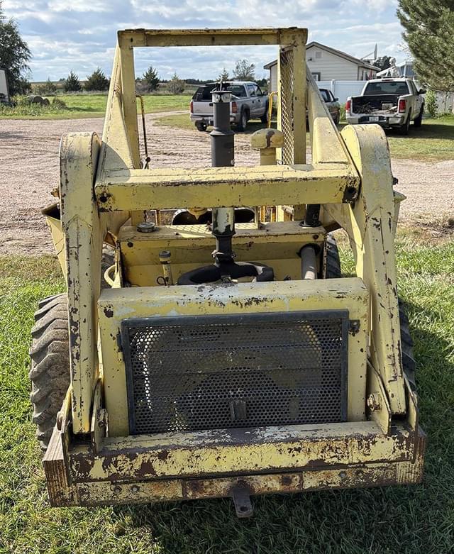 New Holland L35 Lot No. 6 Construction For Sale with 2,215 Hrs | Tractor Zoom