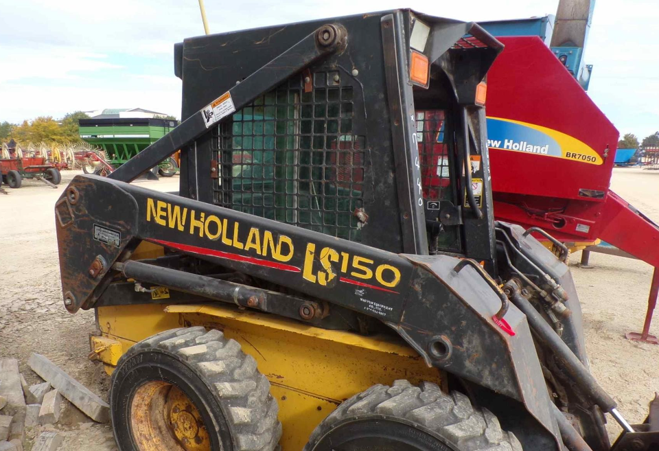SOLD - New Holland LS150 Construction with 4,615 Hrs | Tractor Zoom