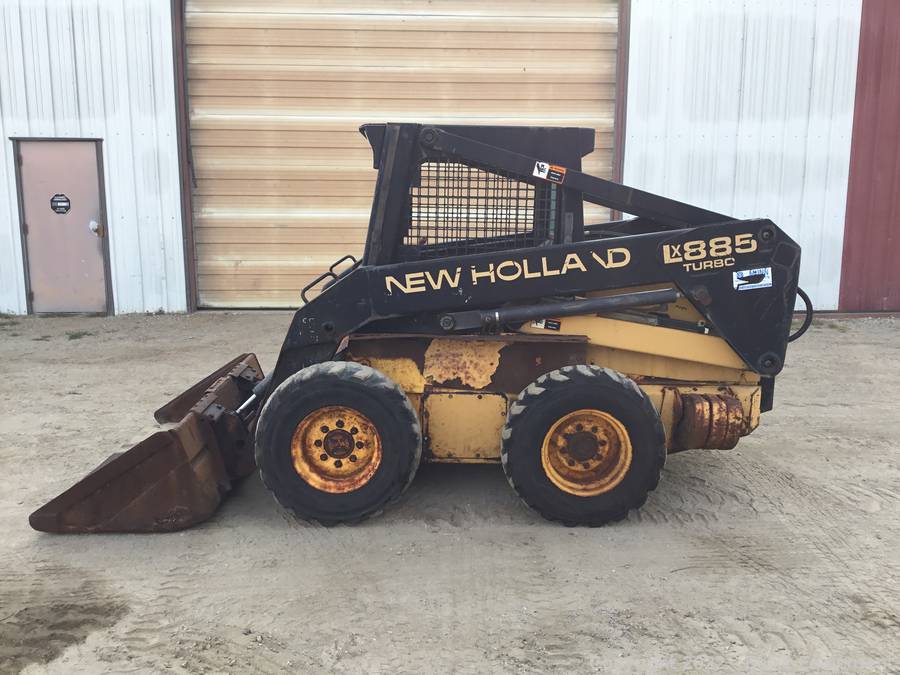 SOLD - New Holland LX885 Construction with 3,693 Hrs | Tractor Zoom