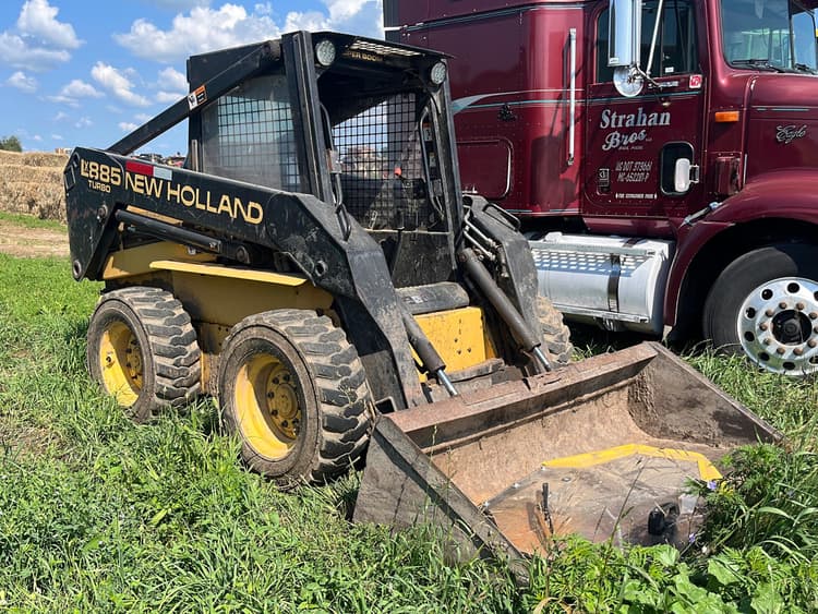 New Holland LX885 Construction Skid Steers for Sale | Tractor Zoom