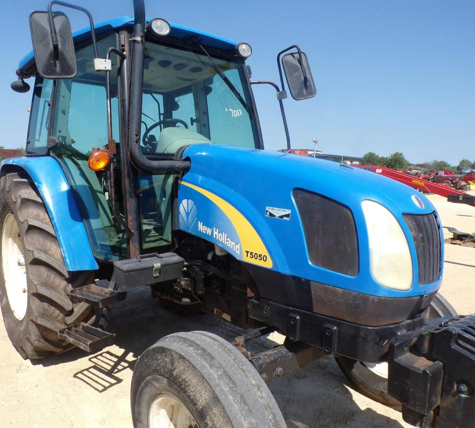 SOLD - New Holland T5050 Lot No. 3109721c-175e-11ed-9544-0246304ce823 ...