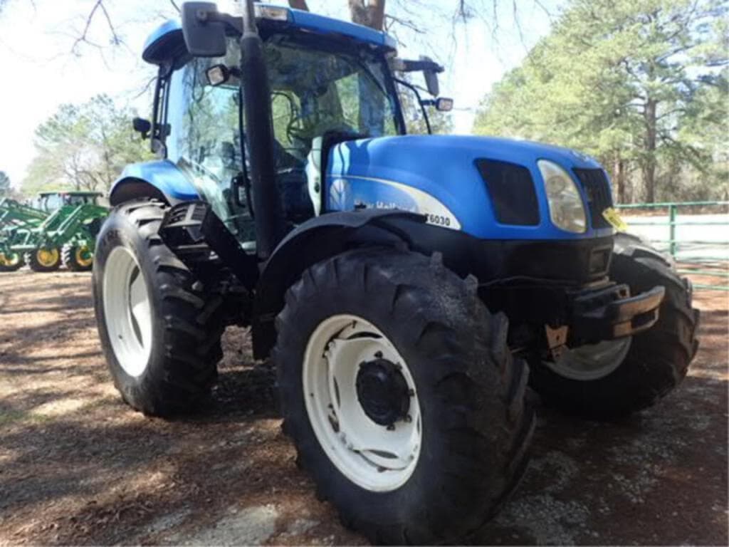 Tractor Zoom - New Holland T6030