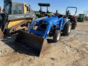 SOLD - New Holland TC29 Lot No. 2918 Tractors with 927 Hrs | Tractor Zoom