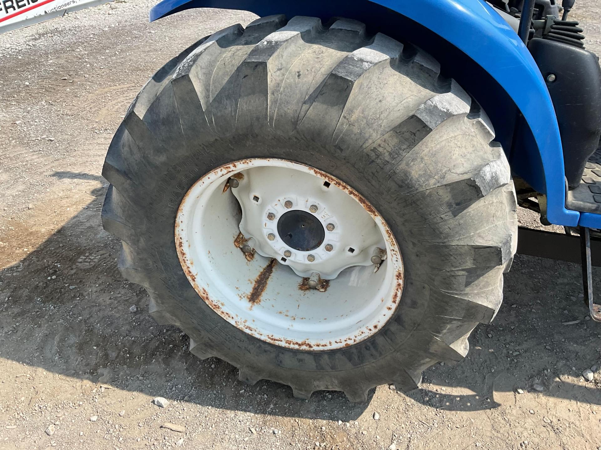 New Holland TC40D Tractors 40 to 99 HP for Sale | Tractor Zoom