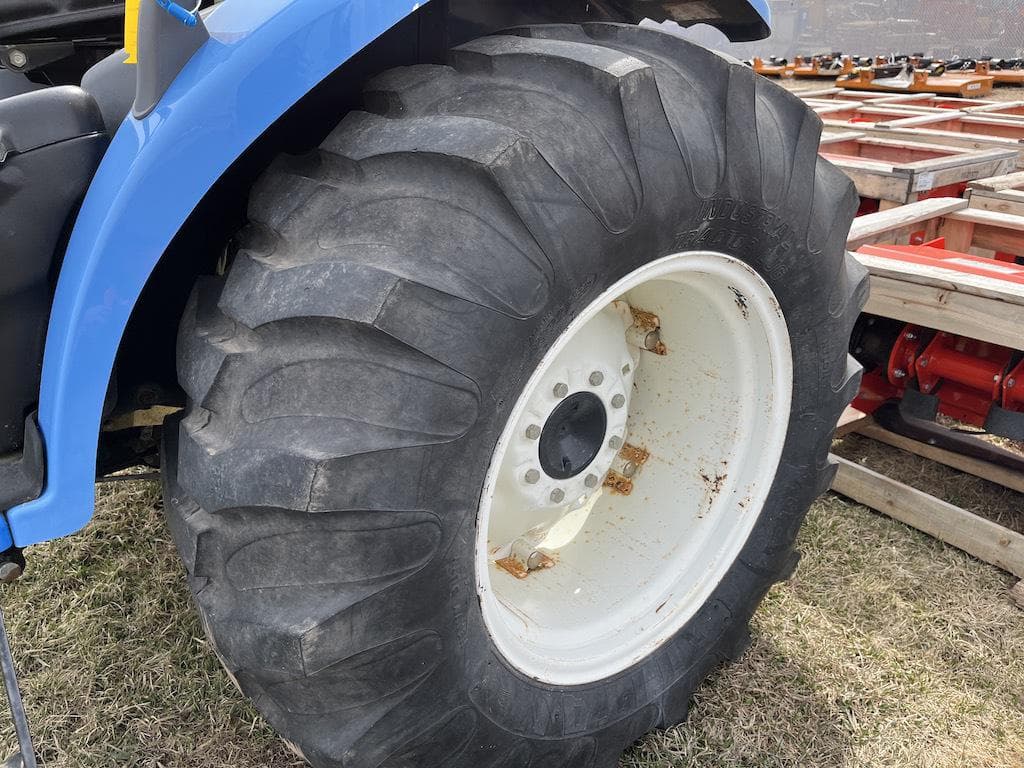 New Holland TC40DA Tractors 40 to 99 HP for Sale | Tractor Zoom