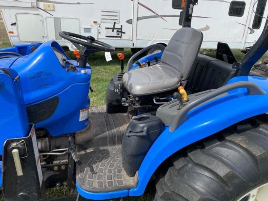 New Holland TC40DA Tractors 40 to 99 HP for Sale | Tractor Zoom