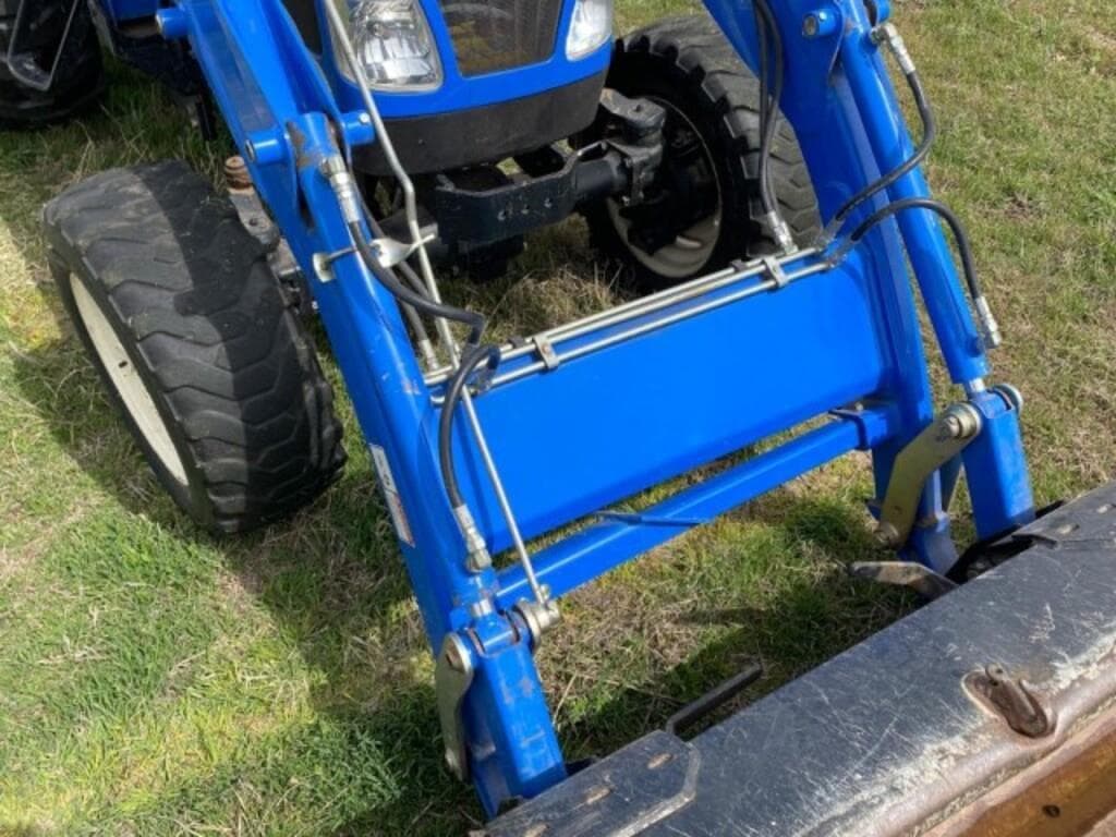 New Holland TC40DA Tractors 40 to 99 HP for Sale | Tractor Zoom