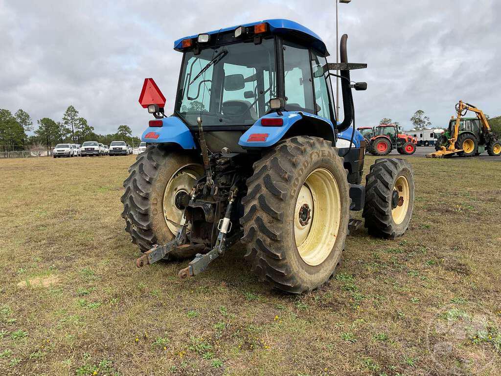 Tractor Zoom - New Holland TM130