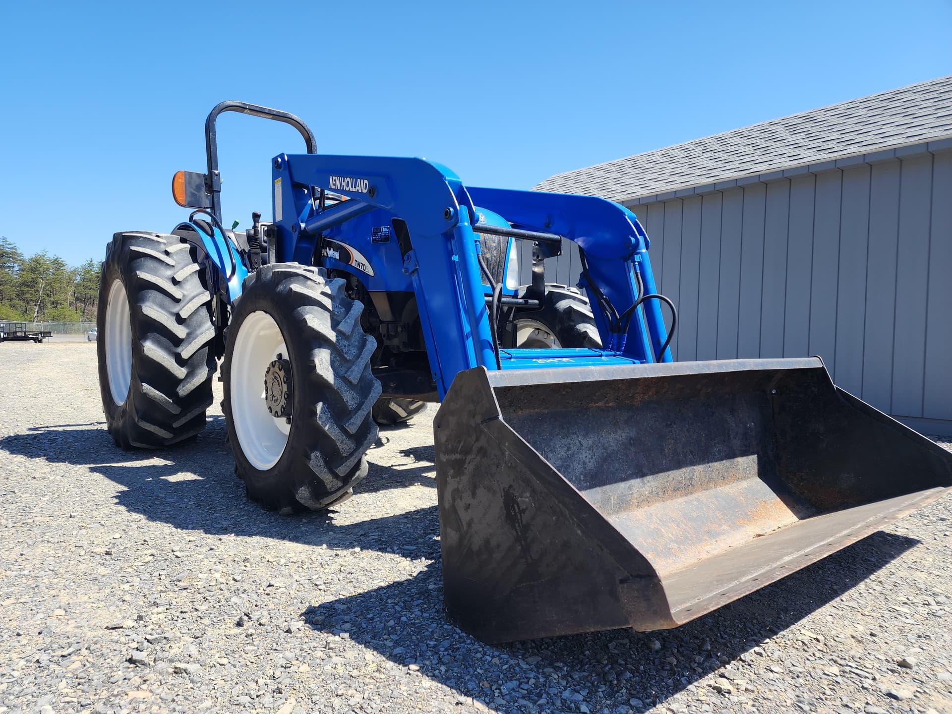 New Holland TN70A Tractors 40 to 99 HP for Sale | Tractor Zoom