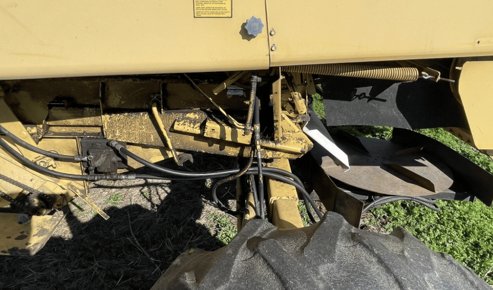 New Holland TR86 Combines Class 6 for Sale | Tractor Zoom