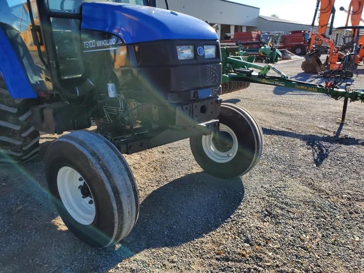 New Holland TS100 Tractors 100 to 174 HP for Sale | Tractor Zoom