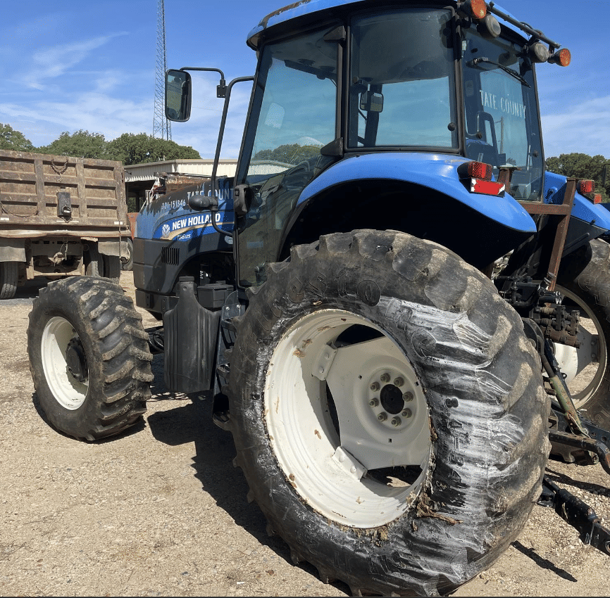New Holland TS6.125 Tractors 100 to 174 HP for Sale | Tractor Zoom