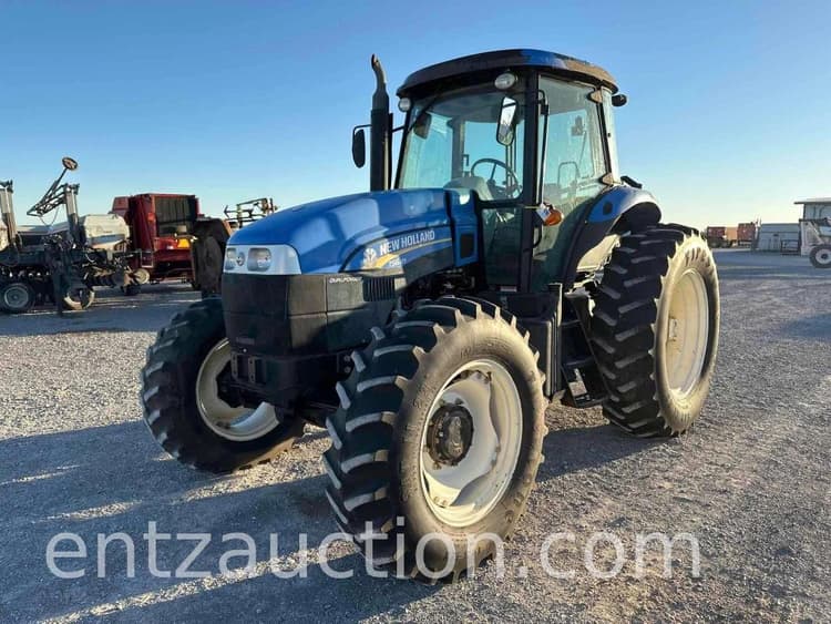 SOLD - New Holland TS6.125 Tractors 100 to 174 HP | Tractor Zoom