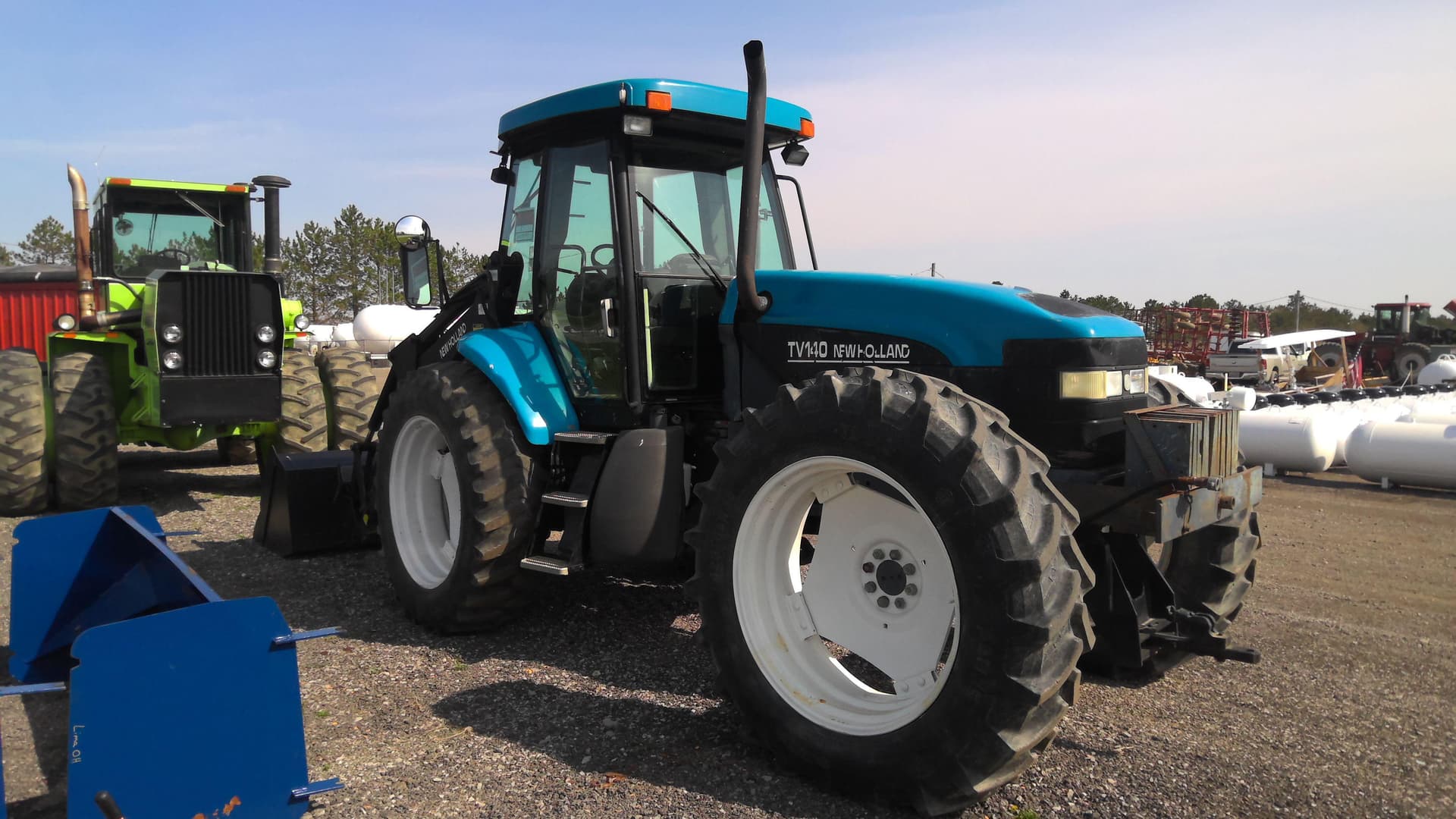 New Holland TV140 Tractors 100 to 174 HP for Sale | Tractor Zoom
