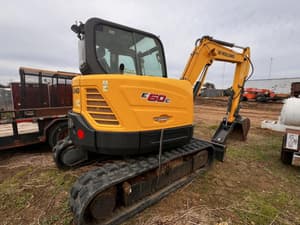 SOLD - New Holland E60C Lot No. 32 Construction with 194 Hrs | Tractor Zoom