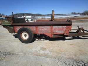 SOLD - New Idea 213 Manure Handling | Tractor Zoom