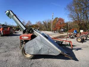 SOLD - New Idea 323 Lot No. 5686 Harvesting | Tractor Zoom