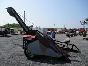 SOLD - New Idea 323 Lot No. 9728 Harvesting | Tractor Zoom