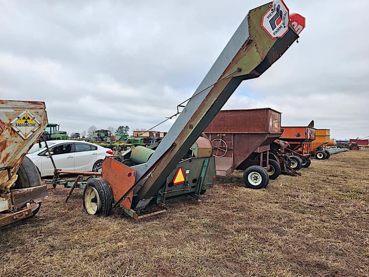 New Idea 324 Harvesting Forage Harvesters - Pull Type for Sale ...