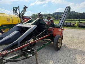 SOLD - New Idea 324 Lot No. 5240 Harvesting | Tractor Zoom