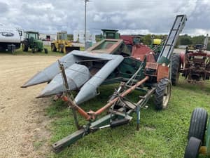 SOLD - New Idea 324 Lot No. 2201 Harvesting | Tractor Zoom