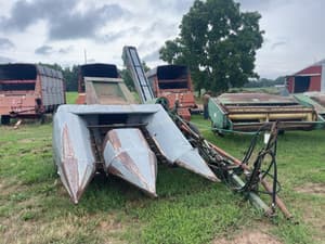 SOLD - New Idea 327 Lot No. 251 Harvesting | Tractor Zoom