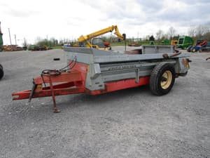 SOLD - NEW IDEA 352 MANURE SPREADER Manure Handling | Tractor Zoom