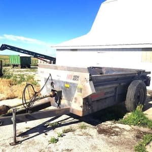 SOLD - New Idea 3622 Manure Handling | Tractor Zoom