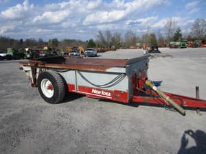 SOLD - New Idea 3718 Lot No. 1826 Manure Handling | Tractor Zoom